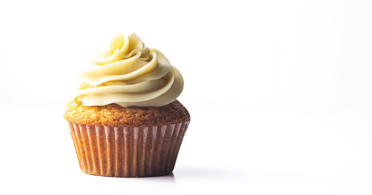 Maple Cupcakes with Maple Buttercream Frosting • Flour de Liz